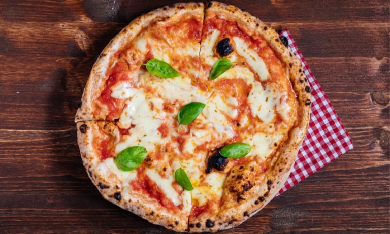 Storia della pizza: dalla nascita al riconoscimento UNESCO