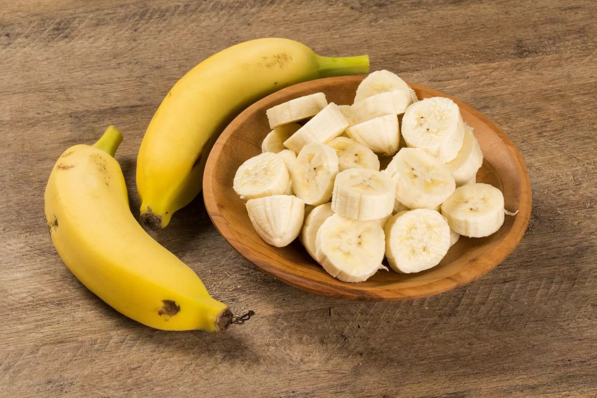 Come scegliere e mangiare le banane: benefici e consigli utili